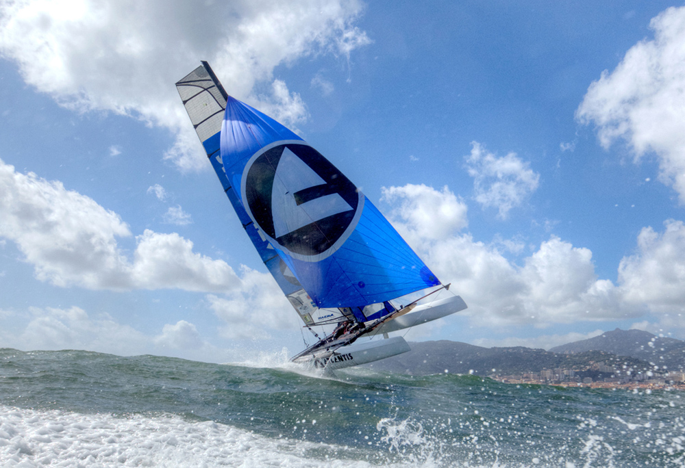 Yvan Bourgnon and Joris Cocaud training before the attempt of the ...