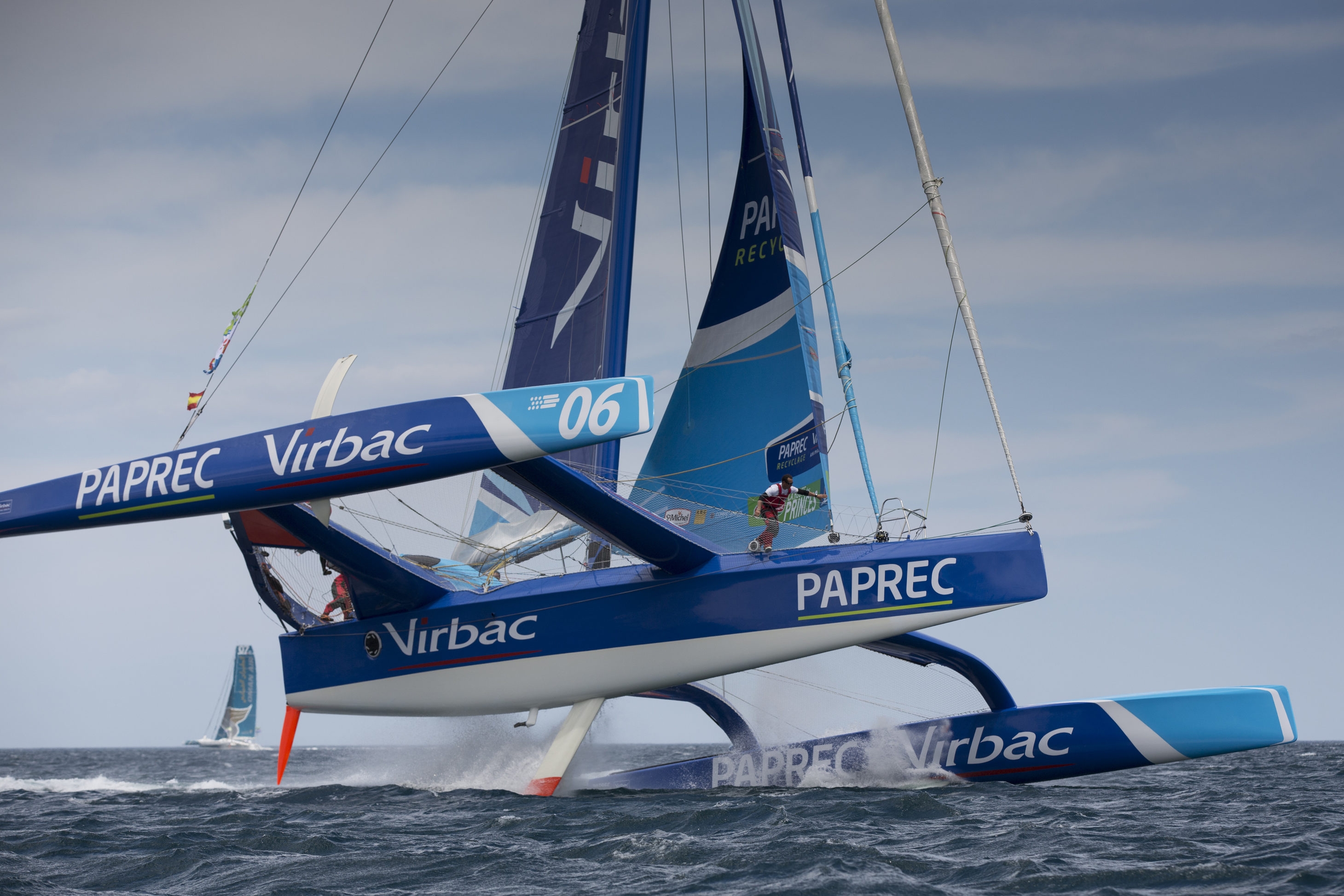 PHOTOS: Pretty darn cool... the MOD 70 >> Scuttlebutt Sailing News ...