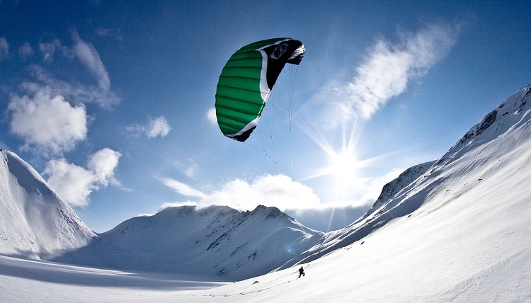 VIDEO: Snowkiting at "Little Utah" >> Scuttlebutt Sailing News ...