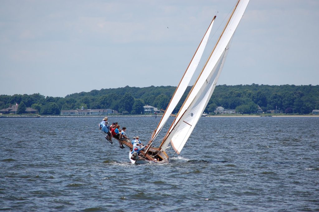 PHOTOS: Log Canoes of Chesapeake Bay >> Scuttlebutt Sailing News ...