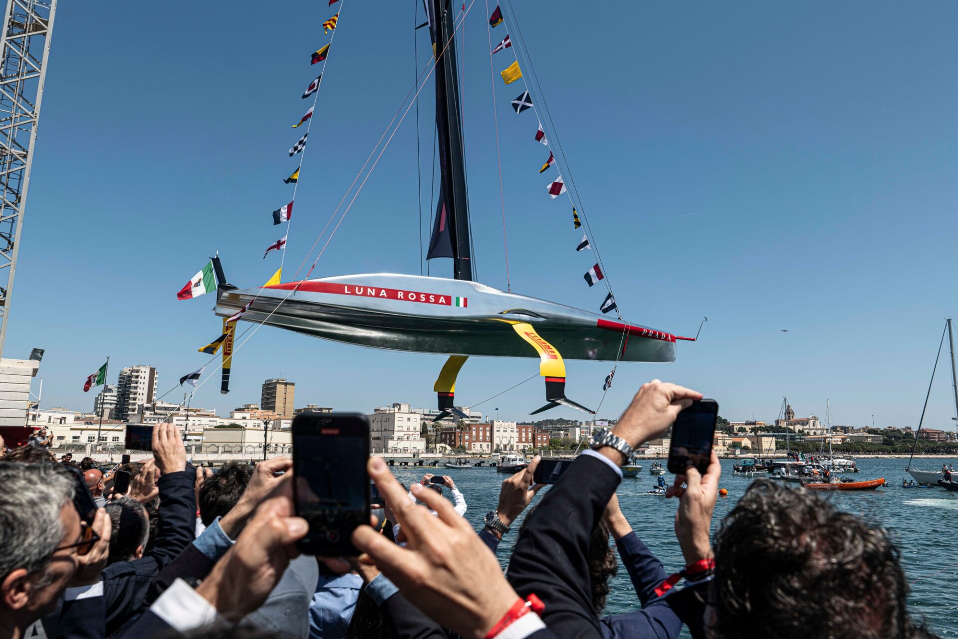 Italians splash their America's Cup AC75 >> Scuttlebutt Sailing News ...